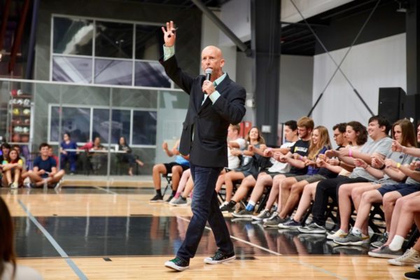 Project Graduation Hypnotist Shows | Post Prom Hypnosis Entertainment