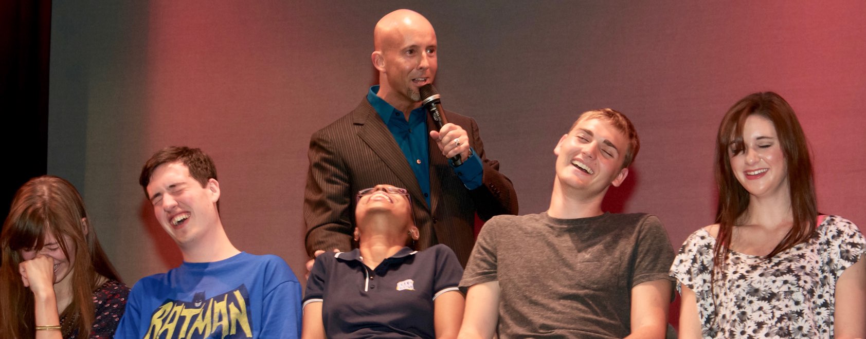 Comedy Hypnosis Show | Hire Comedy Hypnotist Erick Känd